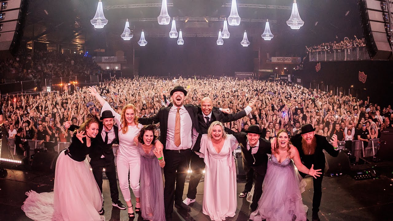 Peacock in Concert - Mad Masquerade Show 2023 | Silverdome Zoetermeer ...