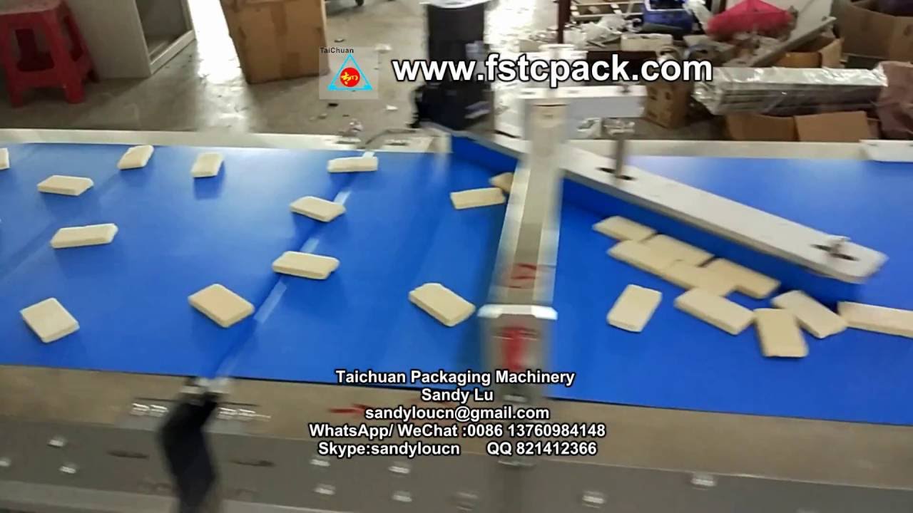 Automatic Wafer biscuit feeding system horizontal pillow packaging ...