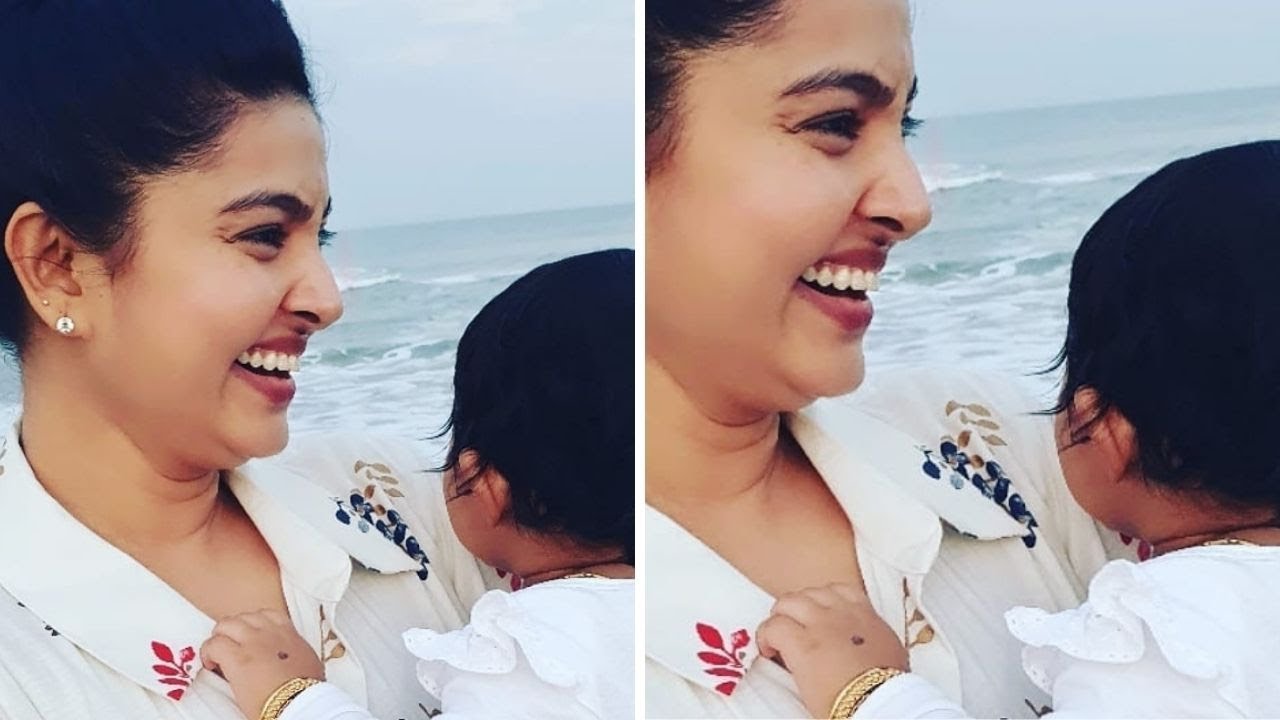 Actress Sneha Enjoying with Girl baby Adayandha At Beach | Sneha Family ...