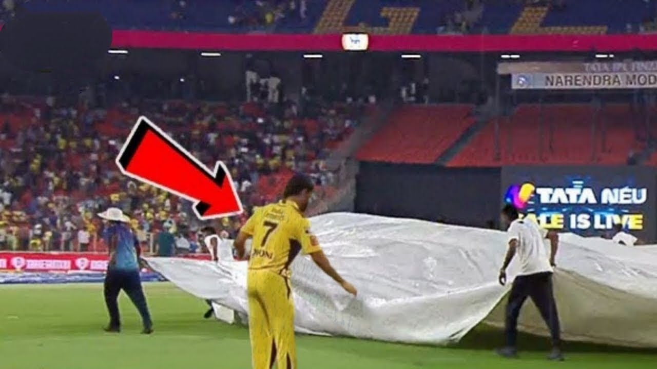 MS Dhoni helping ground staff during rain won everyone hearts in GT vs ...