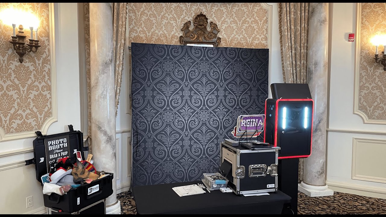 Photo Booth (Demo) | Barr Entertainment - YouTube