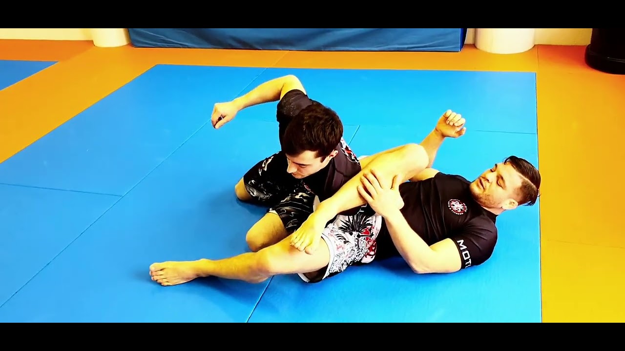 Omoplata from Kimura - Full Guard to Hip Bump to Omo Plata Arm Lock ...