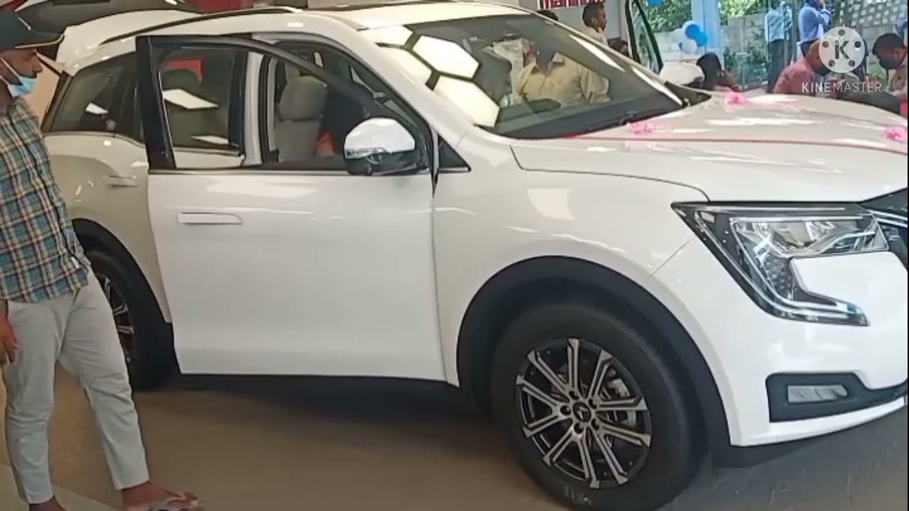 XUV 700 white color walk around video 😎 - YouTube
