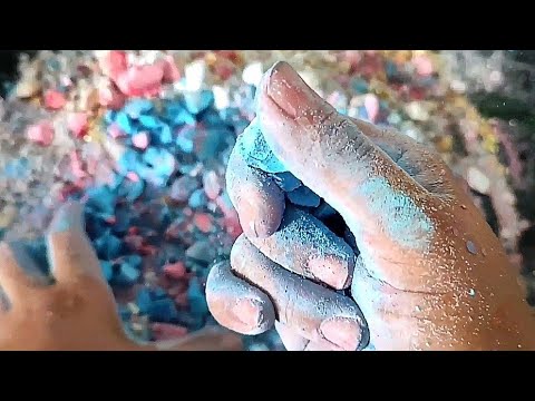 Colourful Pebbles Play 🌈 - YouTube