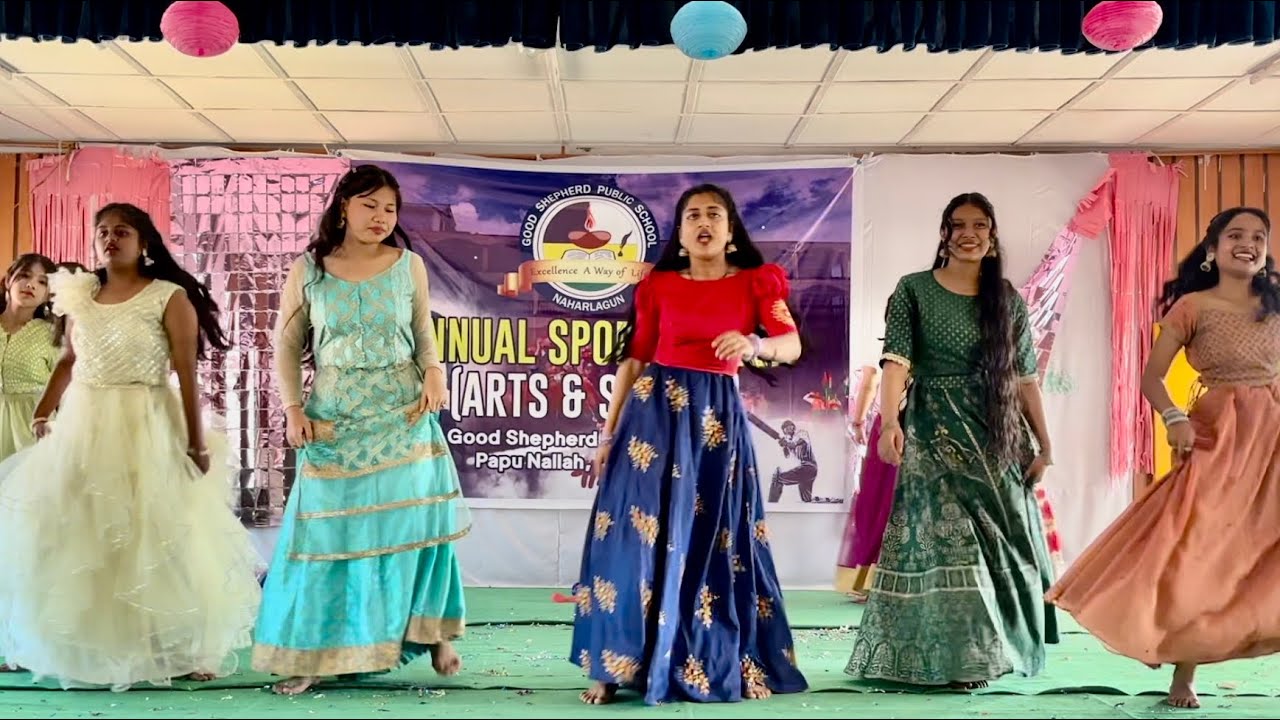 Group Dance by Red House Students #gsps #school #program - YouTube