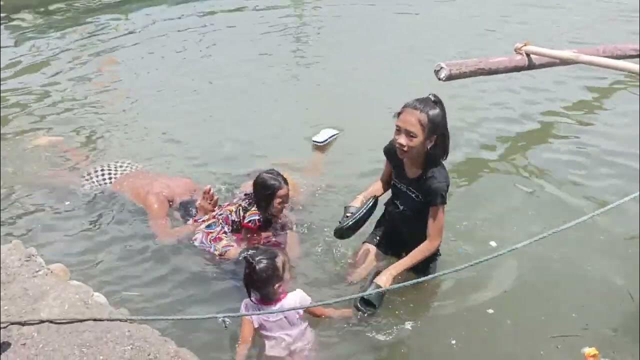 Sarap ng ligo ng mga bata sa ilog...part A - YouTube