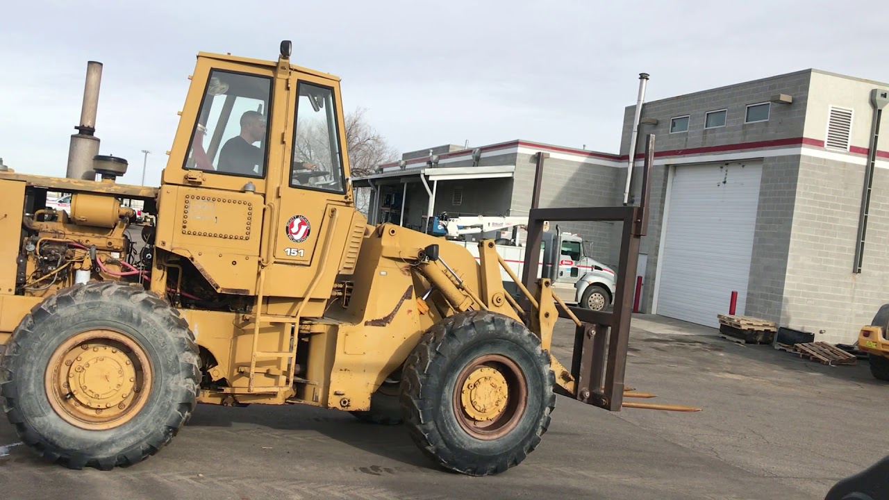 1980 CATERPILLAR 930 For Sale - YouTube