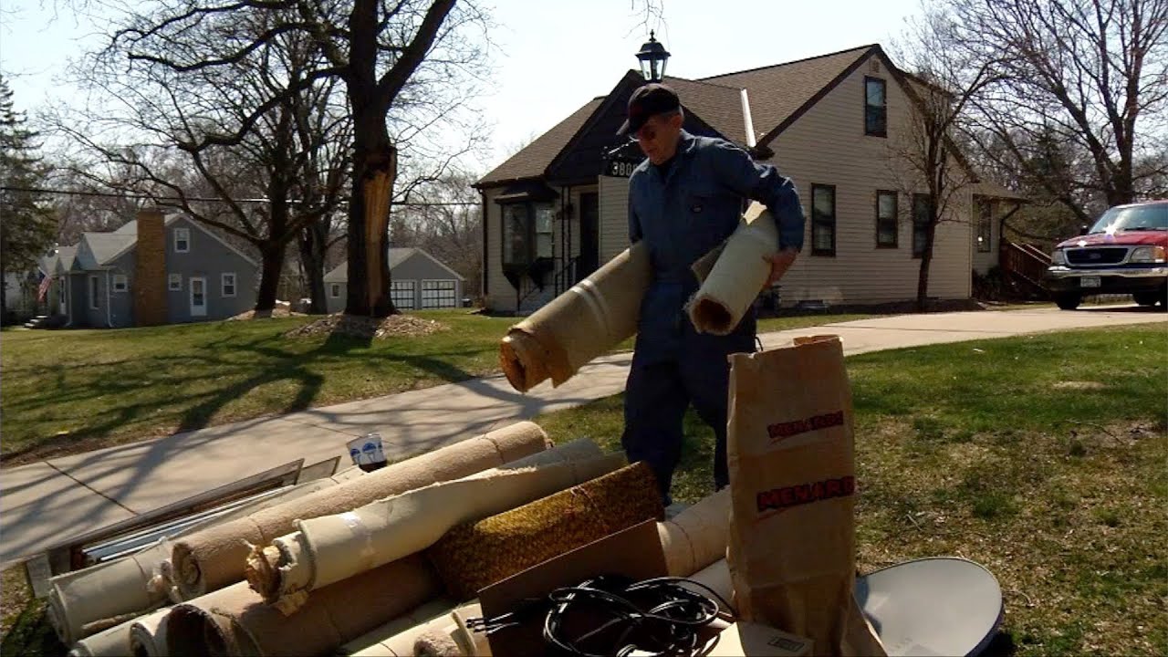 Bulky Waste Curbside Cleanup - YouTube