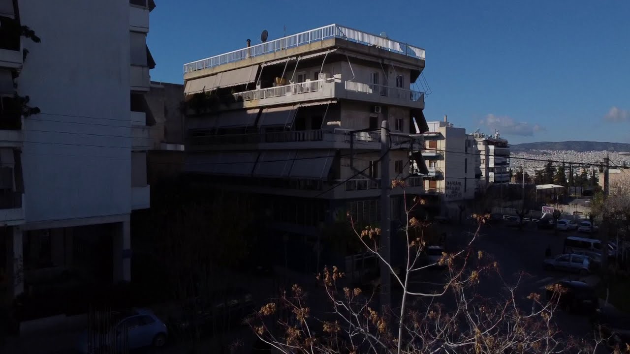 ΠΤΗΣΗ ΑΠΟ ΠΑΡΚΟ ΧΡΙΣΤΙΑΝΟΥΠΟΛΕΩΣ - YouTube