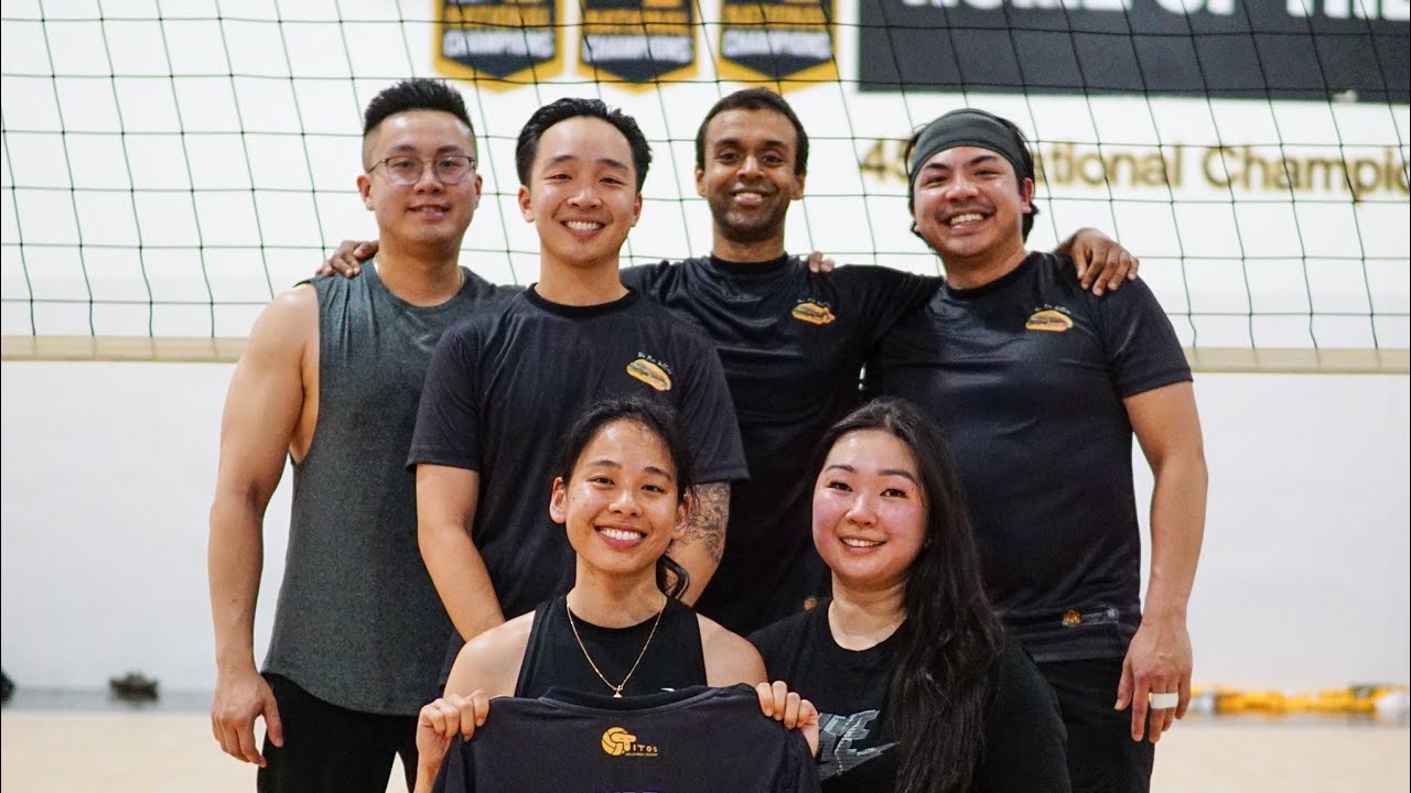 Bronze Division Semifinals: [3rd] Hà Nội Hitters vs [2nd] Pound Town ...