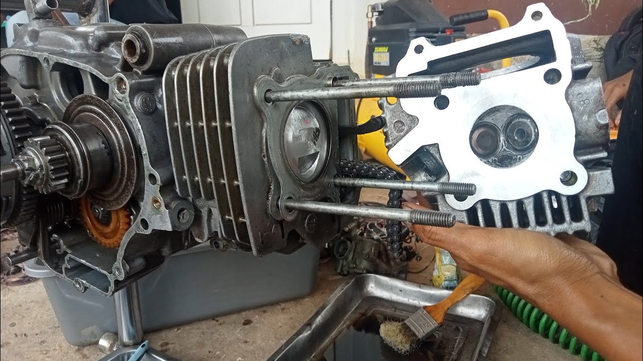 Bore up mesin harian serasa road race // jupiter 5tp suara gahar - YouTube