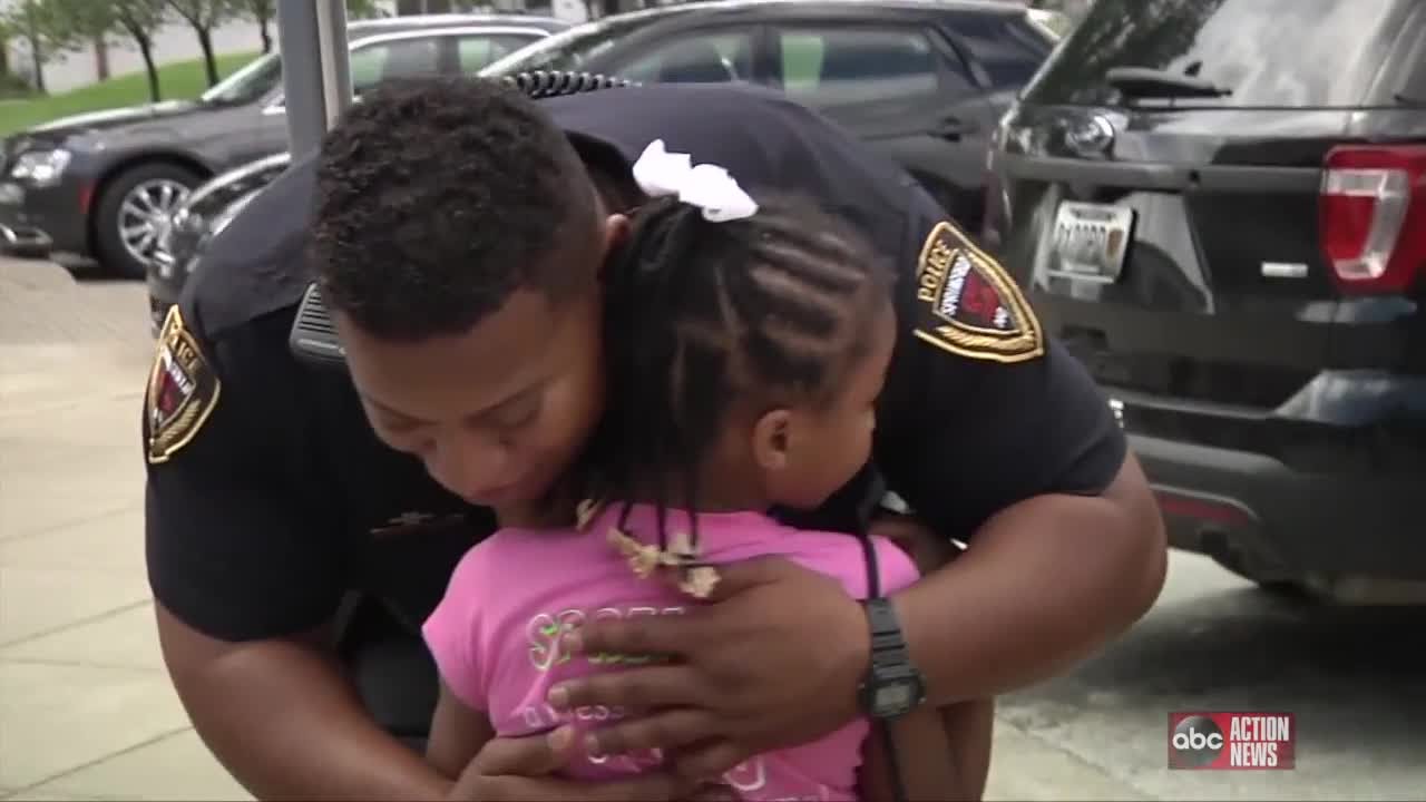 7-year-old on a mission to hug police officers in all 50 states - YouTube