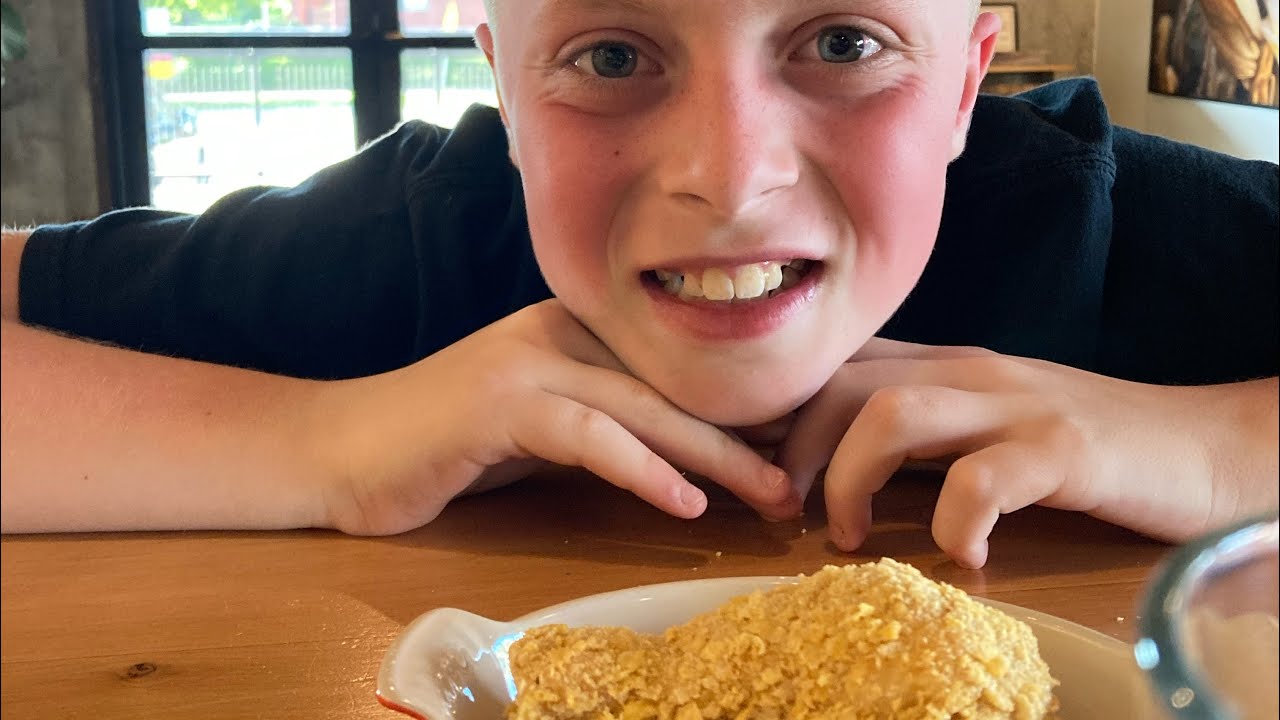 Trying NOT FRIED CHICKEN for the first time! - YouTube