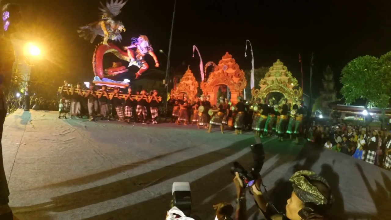 PAKSI RAJA - Br.pering Kuta 2017 - YouTube