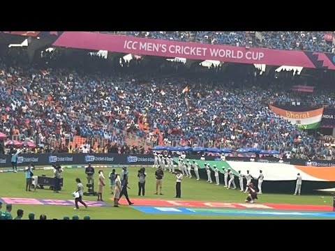 Crowd of over more than 130k people sing Vande Mataram together # ...