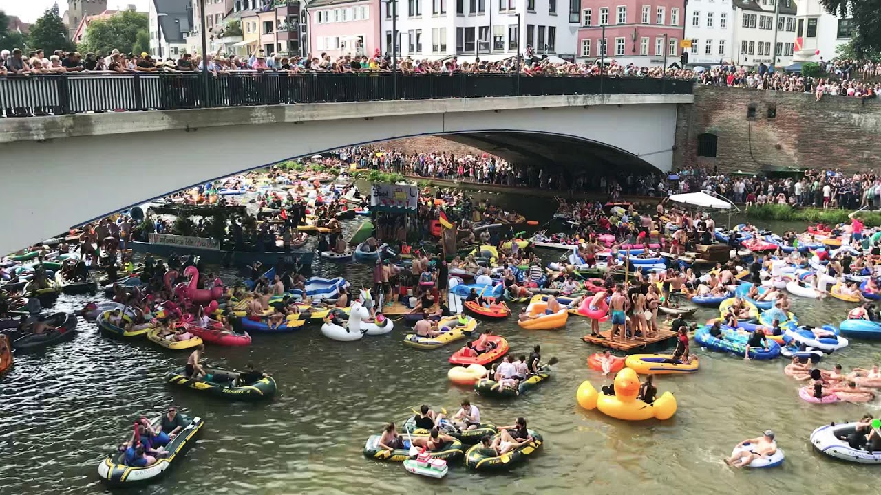 Nabada 2018 auf der Donau in Ulm - YouTube