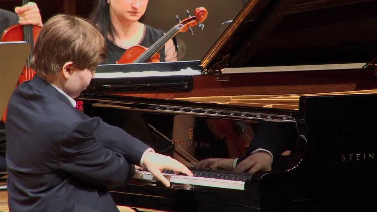 Michael Andreas Haeringer: Polonaise - YouTube