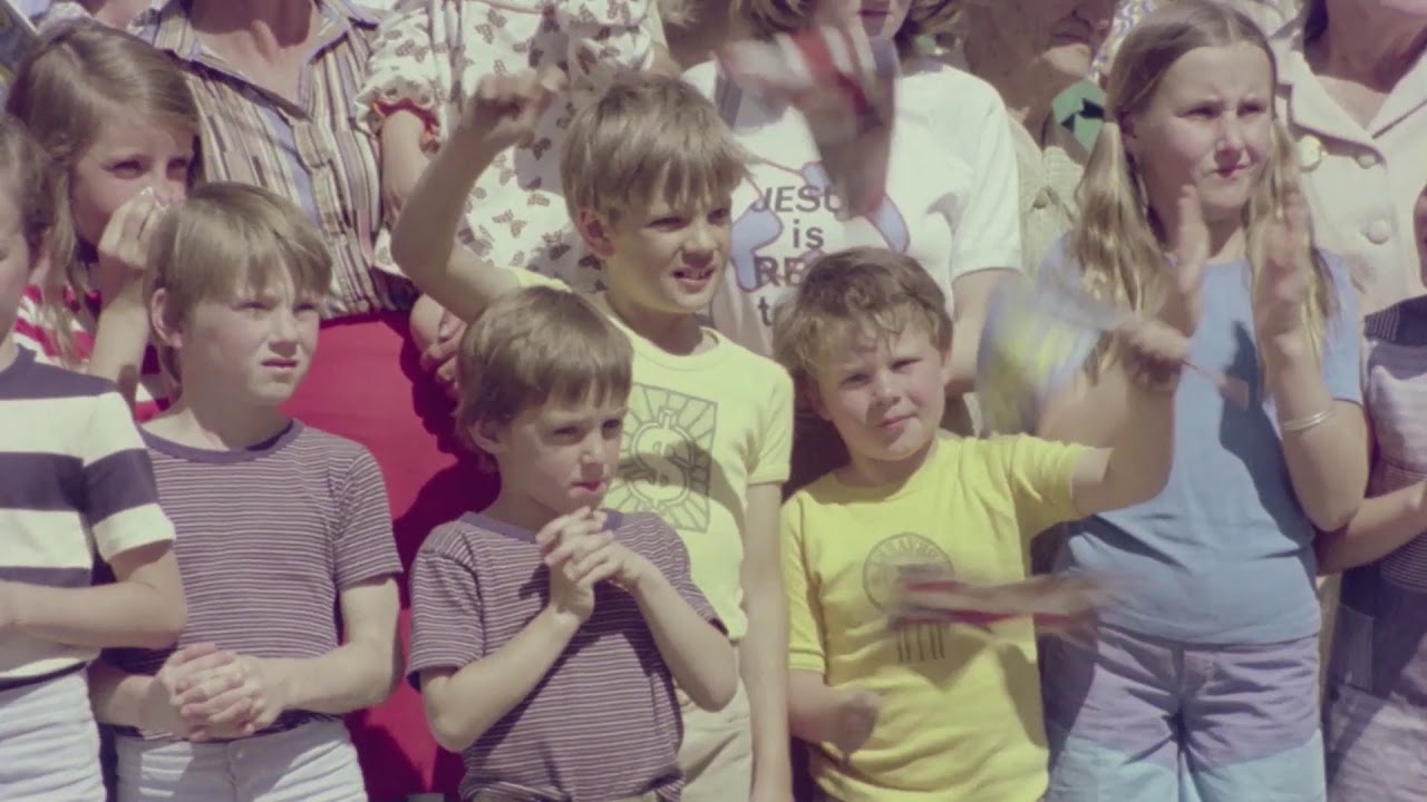 Warana: The origins of Brisbane Festival (One Minute Archive) - YouTube