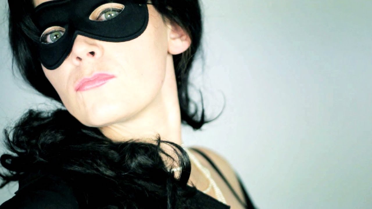 Sexy Teabagging [Oct 8, 2011 Day 252] - YouTube