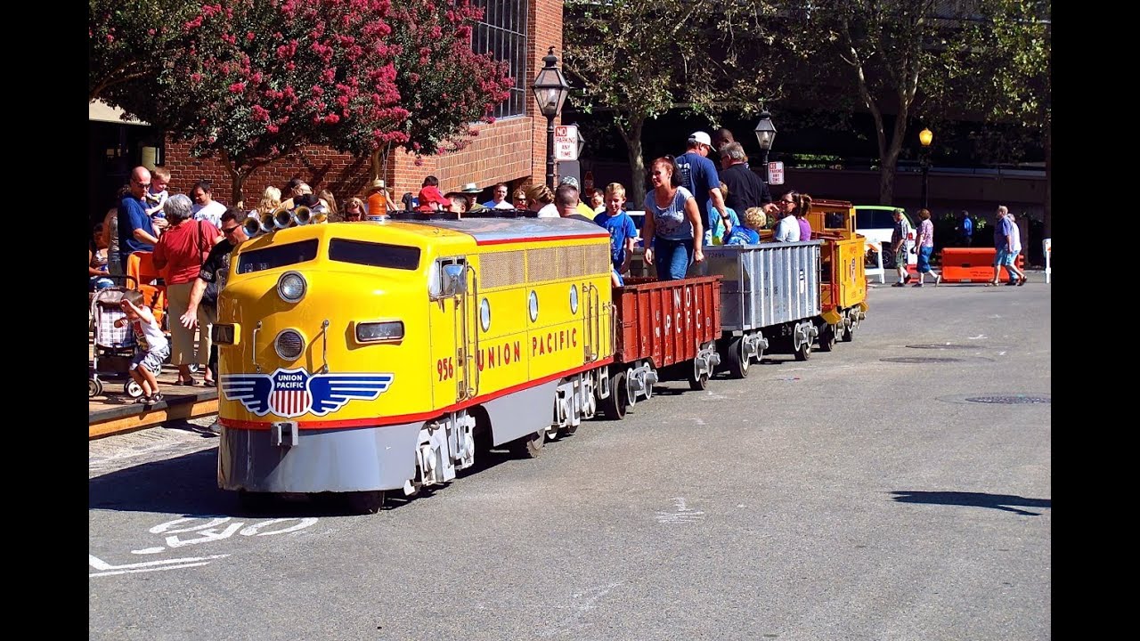 Union Pacific 150th Anniversary Celebration in Sacramento - YouTube
