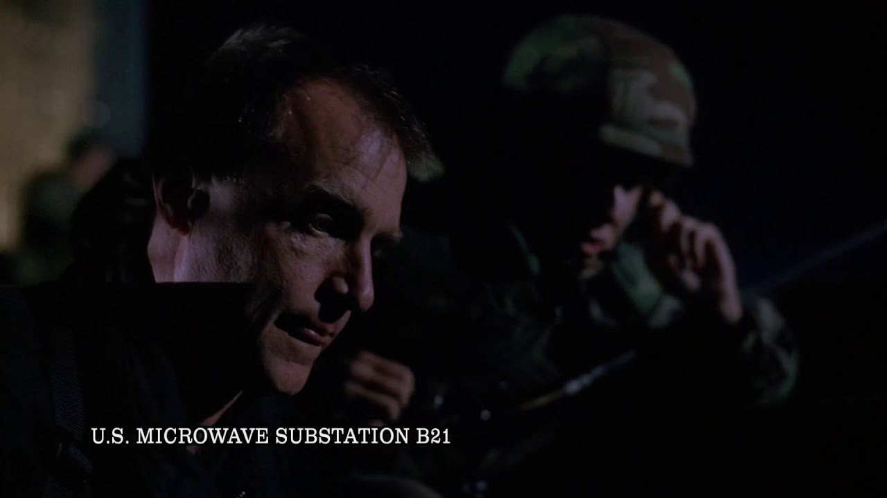 The X-Files - Grey attacks the military [1x10 - Fallen Angel] - YouTube