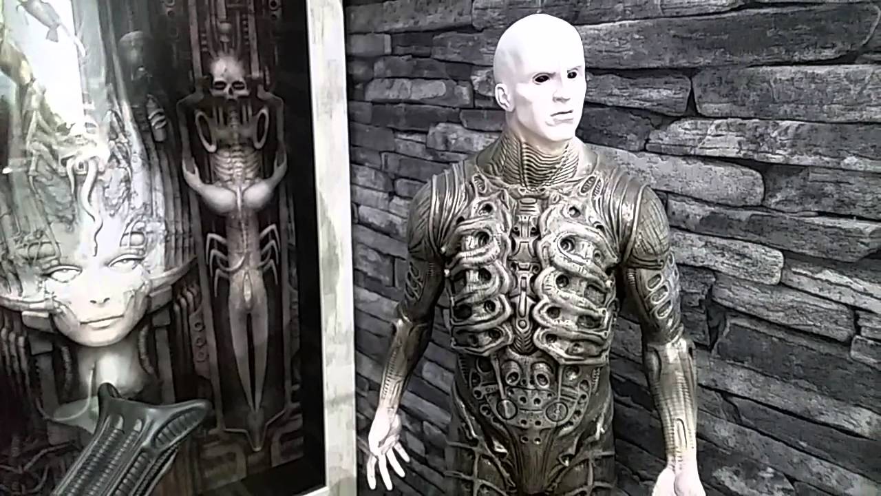 Alien / Predator / Prometheus / Giger museum - YouTube