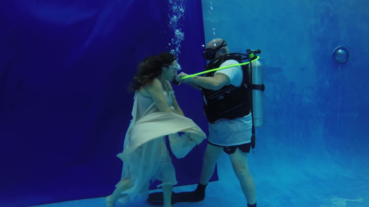 Practice breathing air underwater - YouTube