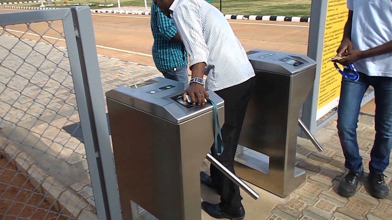 FAAC TRIPOD Turnstile - YouTube