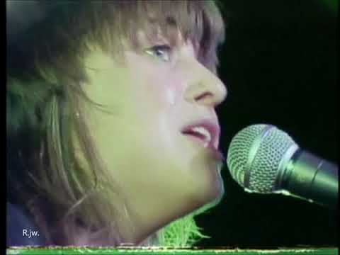 KONCERT* - SUZI QUATRO - 1975 live in Japan - YouTube