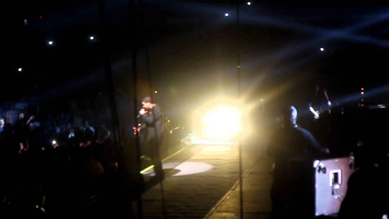Drake - Take A Shot For Me Live in Tucson - YouTube