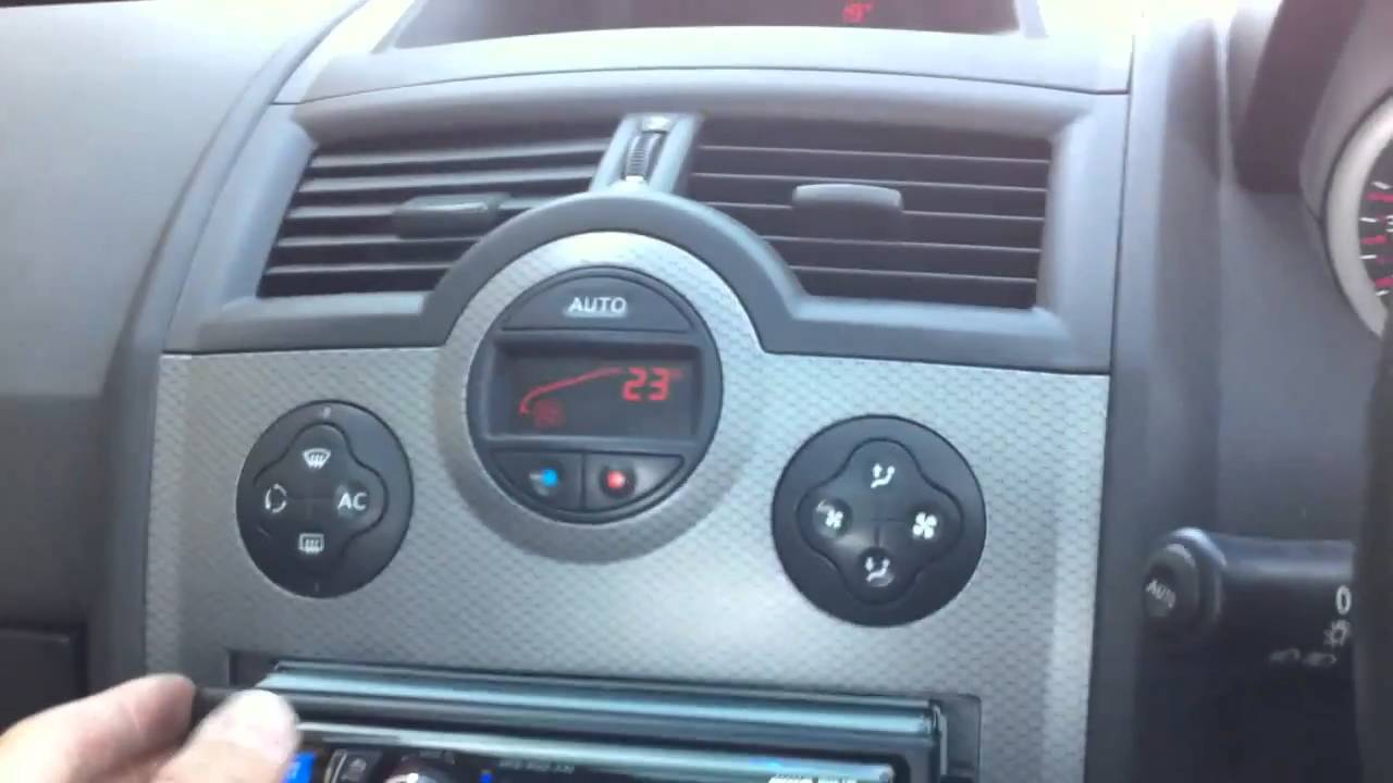 MEGANE with 2 x MTX 8500 Sledgehammers pt 2 - YouTube