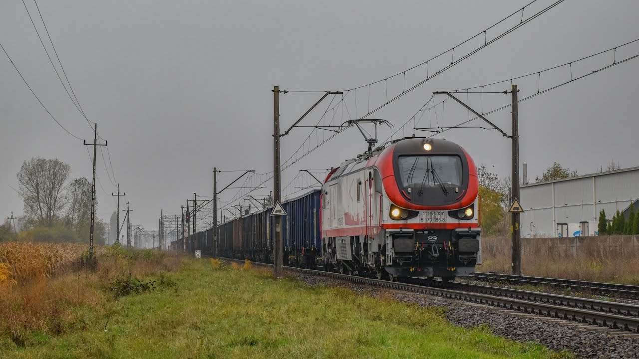 Jesień na kolei... - YouTube