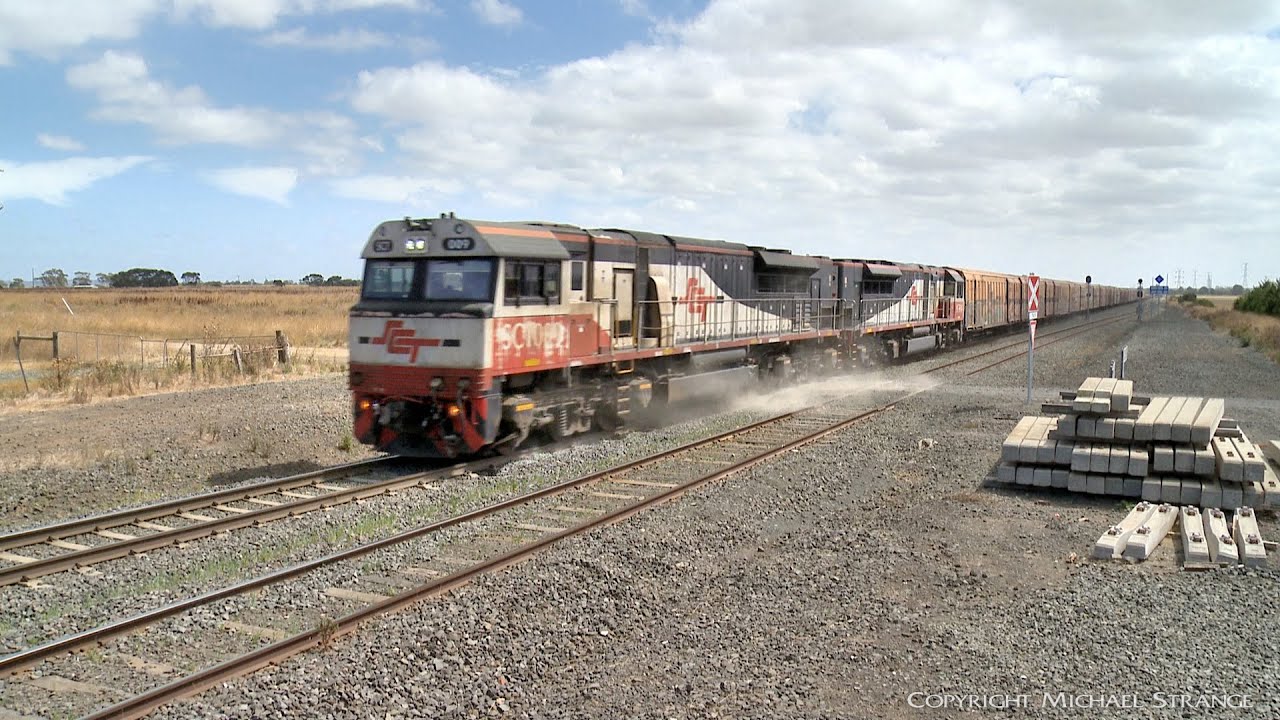 7AM9 SCT Mixed Freight Train - Boxcars, Steel & Containers (26/2/2022 ...
