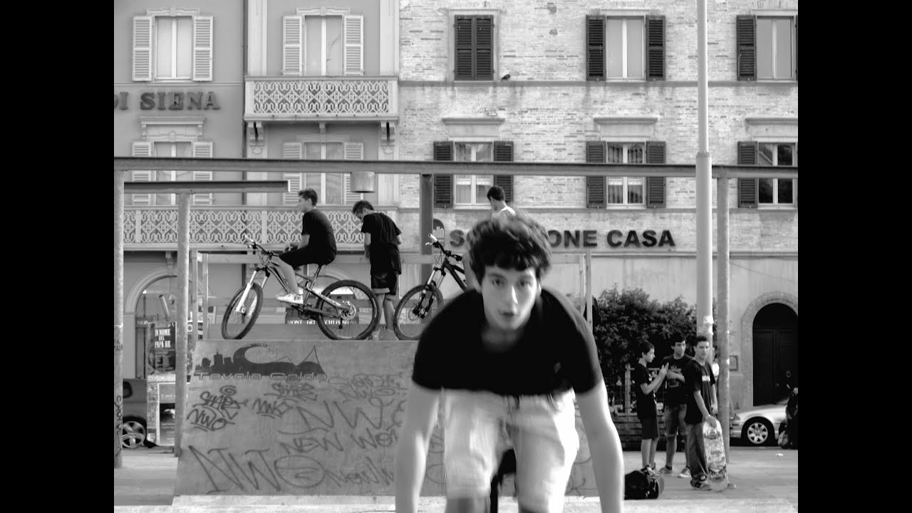 ancona street b n - YouTube