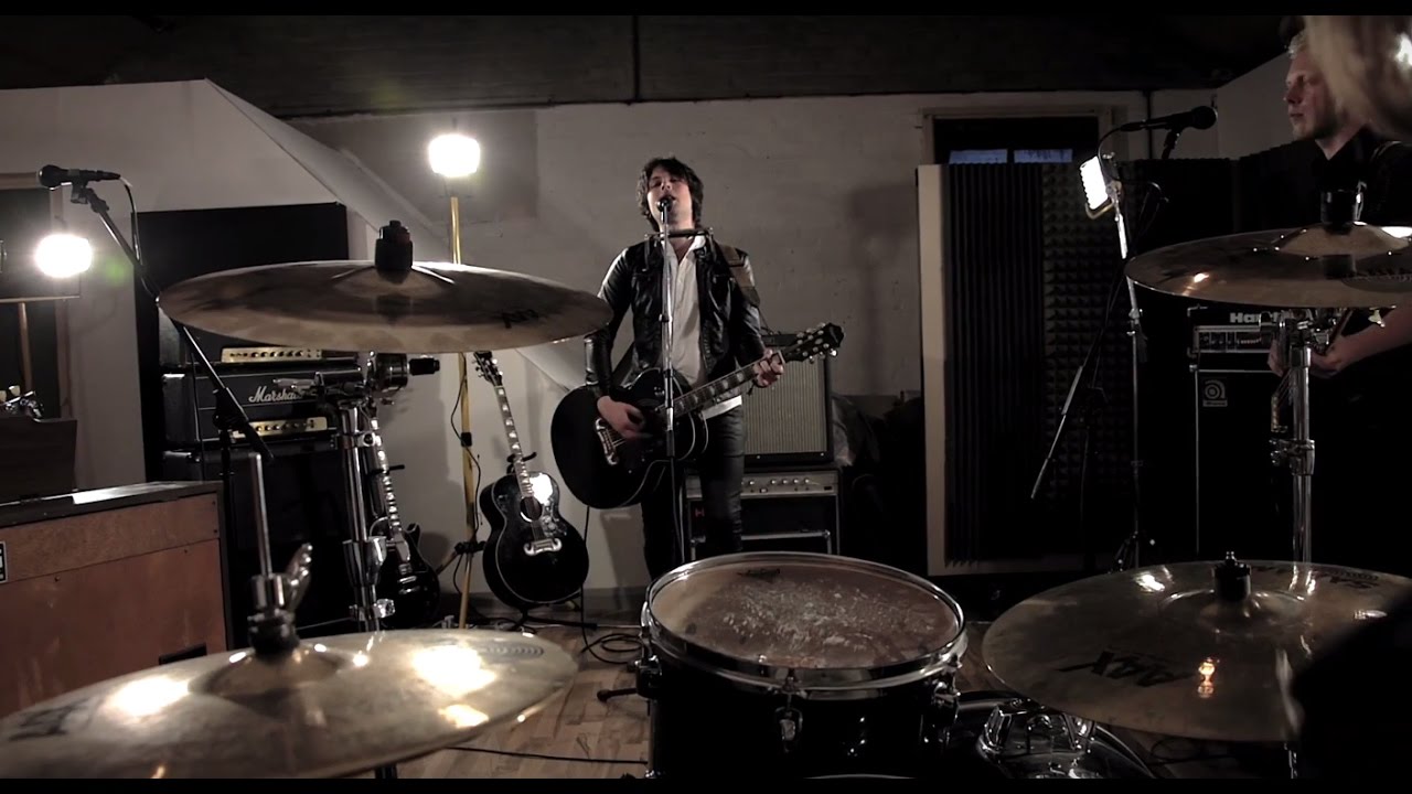Matt Peach - Gypsy (From Dubrek Studios) - YouTube