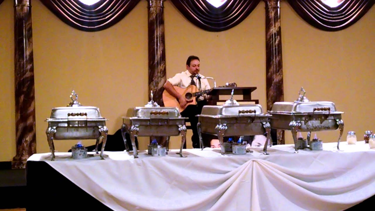 Rodney Encina. Sings a tribute to Vincent Masters - YouTube