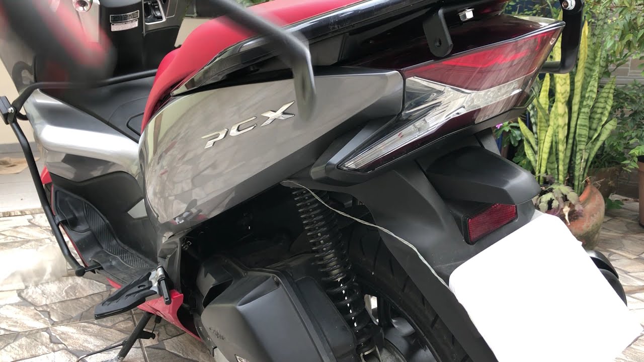 Montagem Protetor Traseiro da PCX 2019 a 2021 - YouTube