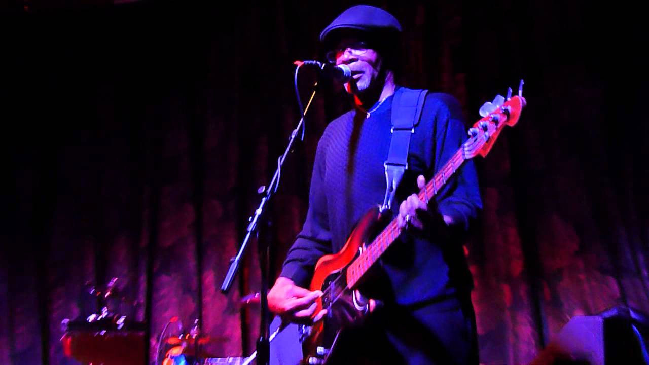 Len Rainey & the Midnight Players/Johnny Vernazza - YouTube