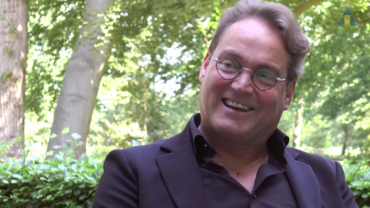 Portret van Edgar Hol - YouTube