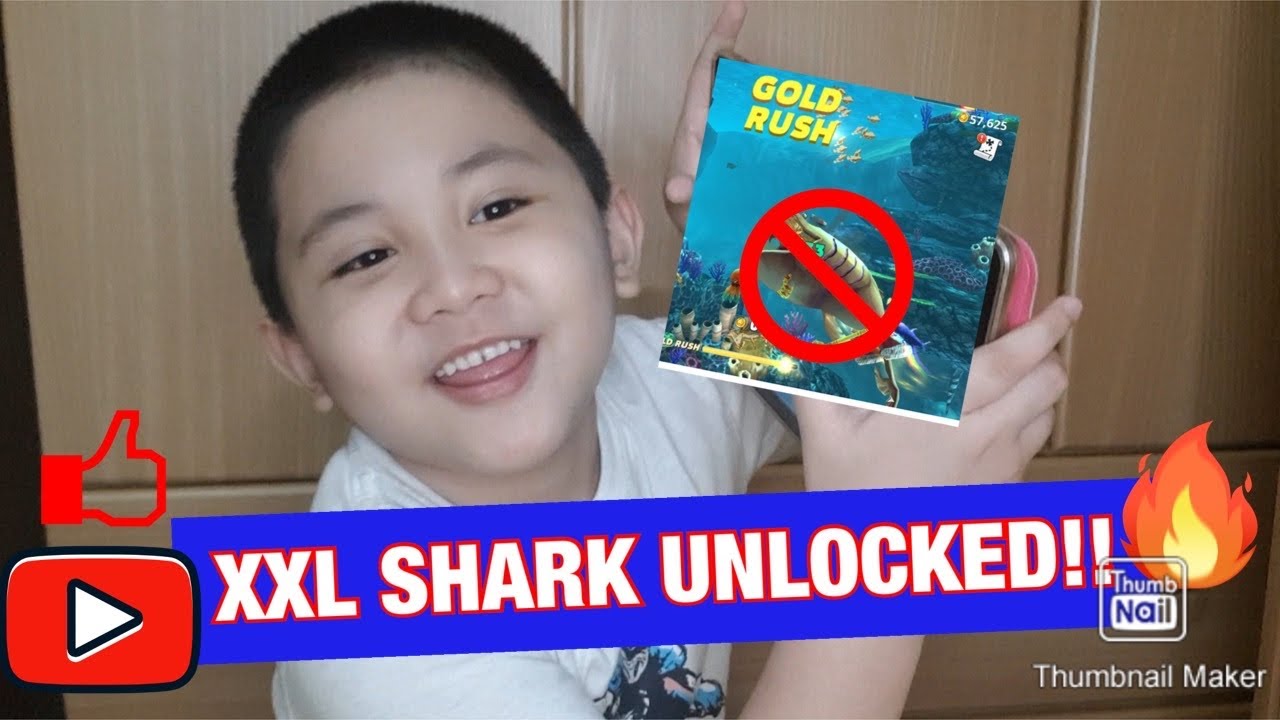 GETTING MY FIRST XXL SHARK || HUNGRY SHARK WORLD - YouTube