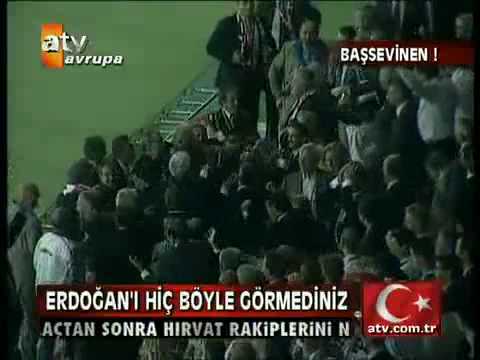 Başbakan Erdoğan Türkiye Hırvatistan maçında işte böyle sevindi