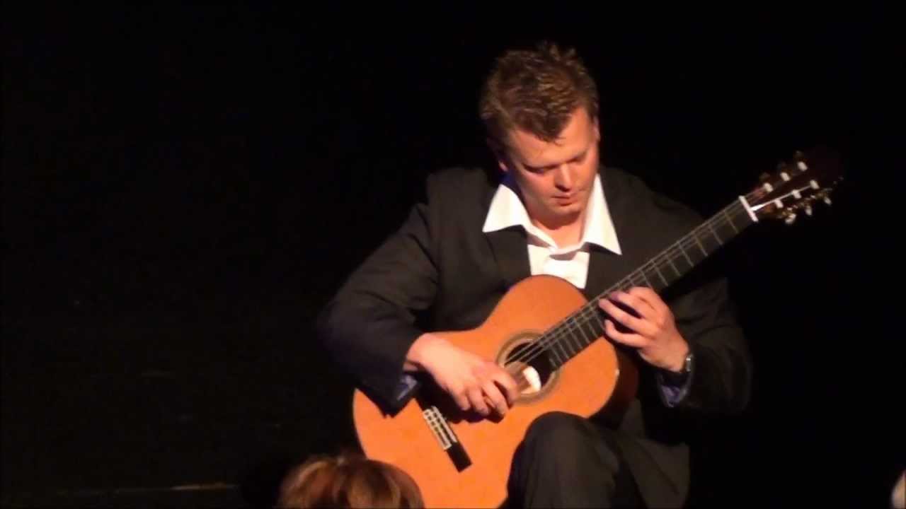 Agustín Barrios - Contemplación:- performed by Anthony Davison ...