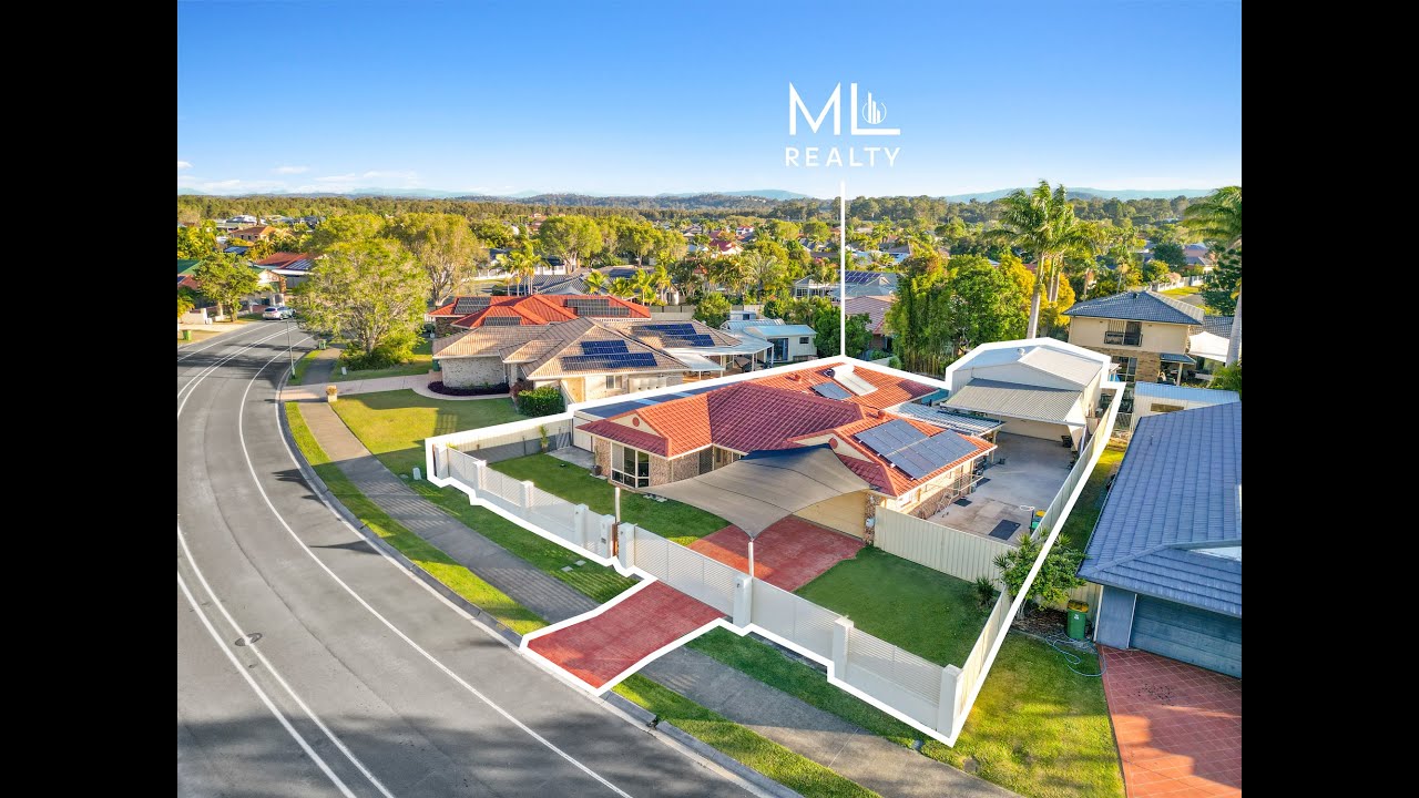 77 Monterey Keys, Helensvale - YouTube