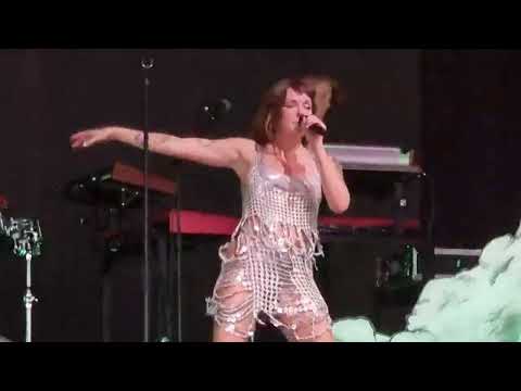 Tove Lo - True Disaster (Pinkpop Festival 17/06/23)