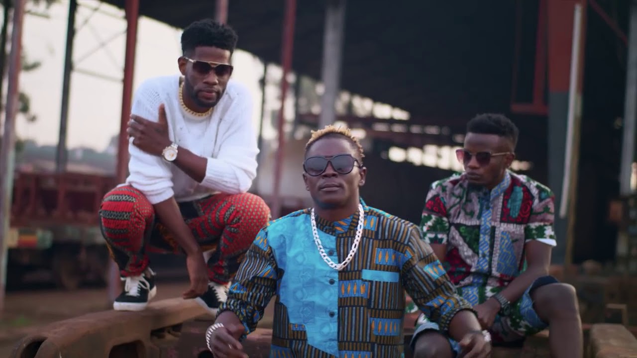 Slick Stuart, DJ Roja Very Well Official Music Video ft King Saha - YouTube