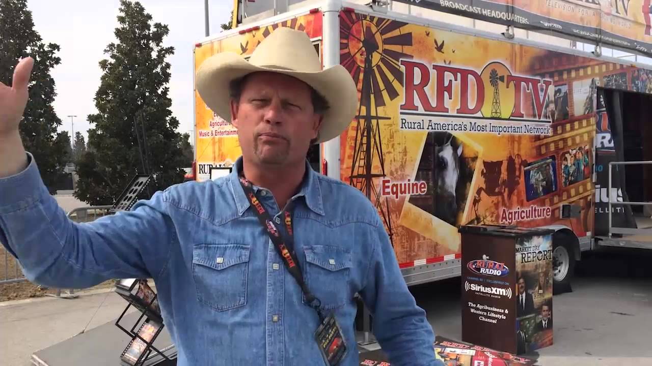 Cowboy Dan at the Rodeo - YouTube