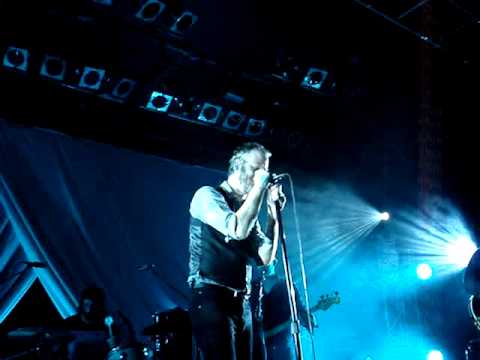 The National - 'Lemonworld' Live @ The Powerstation 12/01/11 - YouTube