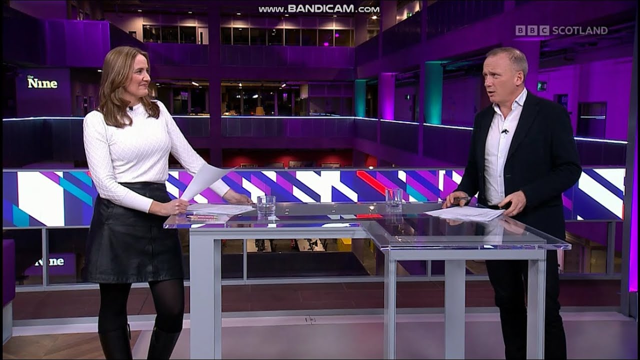 Laura Maciver - Black Tights & Boots - 31/1/22 - YouTube