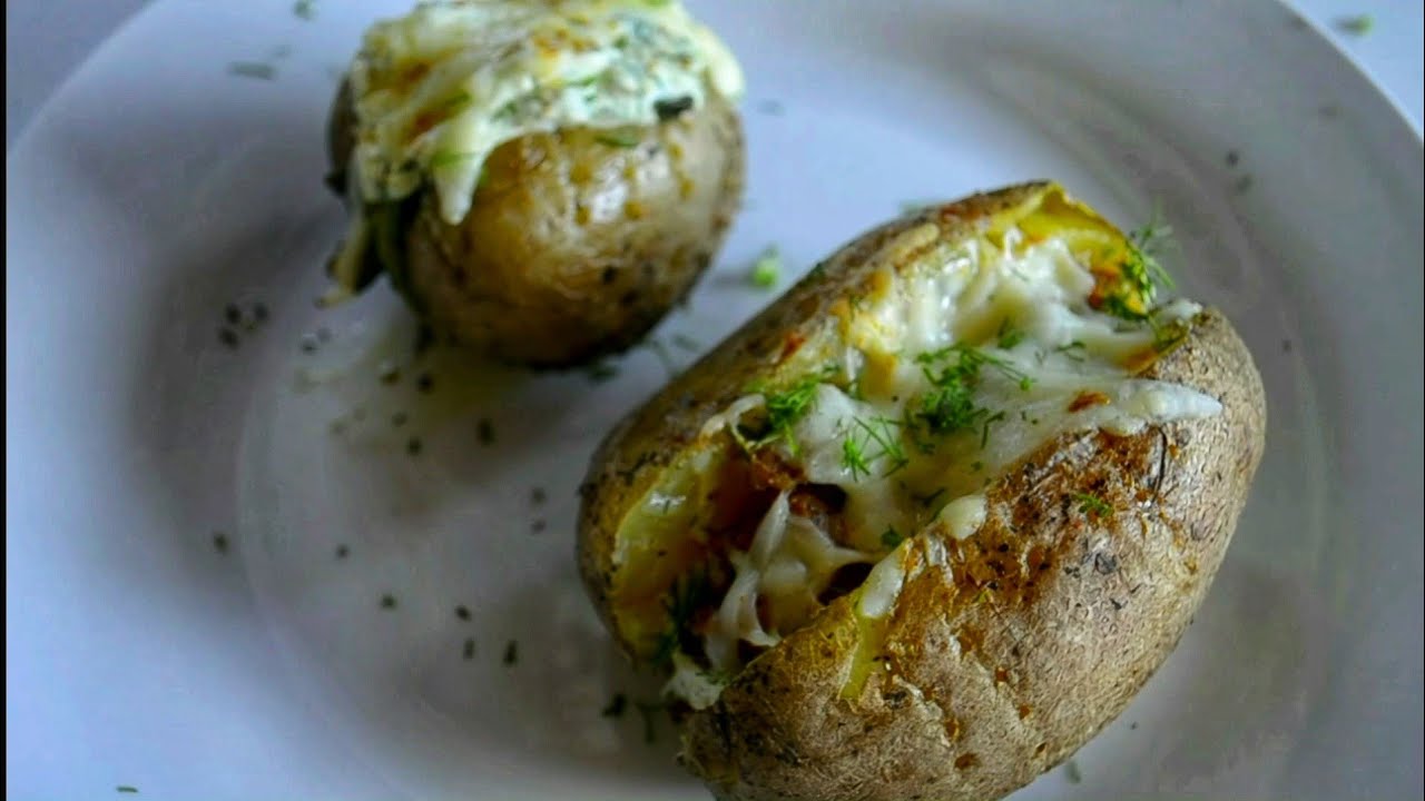 With What Can I Fill My Potatoes? Jacket Potatoes 2 Ways - YouTube