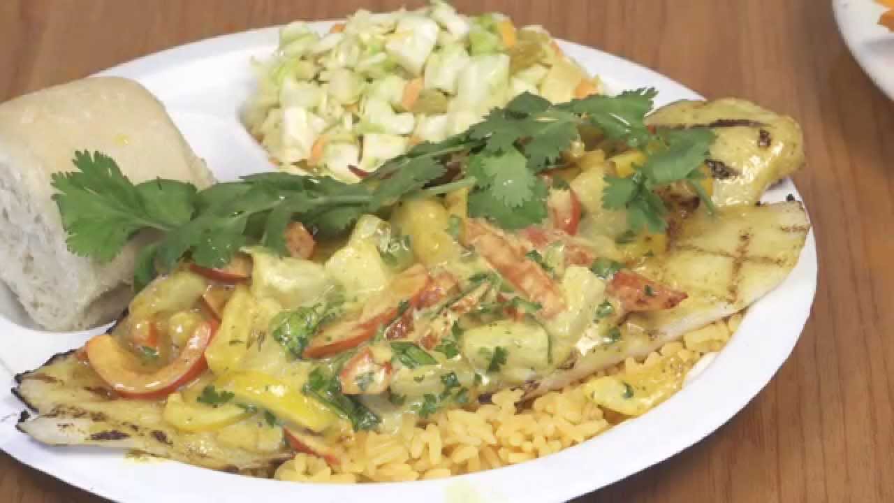 LDO visits Fish-O-Licious in Corona and La Unica in Lake Elsinore - YouTube